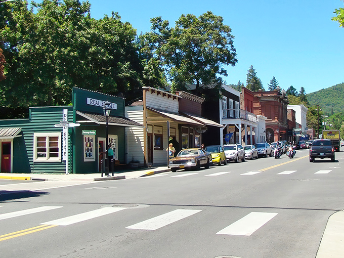 Main Street magic! Jacksonville's historic buildings stand like sentinels of another era, inviting you to step back in time while keeping one foot firmly in delicious modernity.