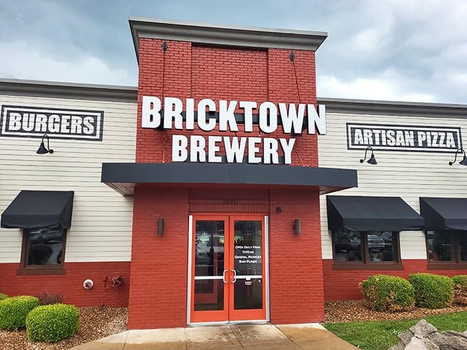 The iconic red brick facade of Bricktown Brewery stands proudly on Glenstone Avenue, promising comfort food nirvana inside those welcoming doors. 