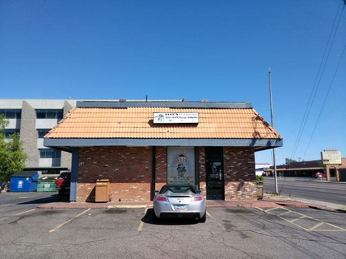 Unassuming culinary greatness hides in plain sight – this terra-cotta roofed brick building houses Chicago flavor that would make the Windy City proud.