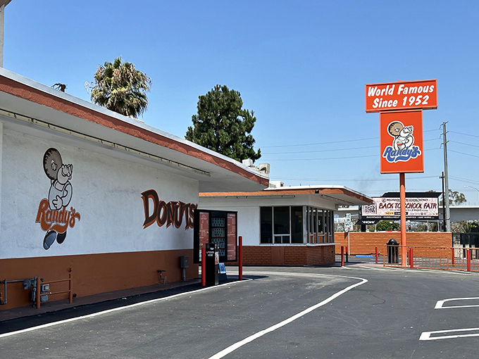 The architectural equivalent of a sugar rush &ndash; Randy's iconic giant donut has been stopping traffic and starting cravings since the 1950s.