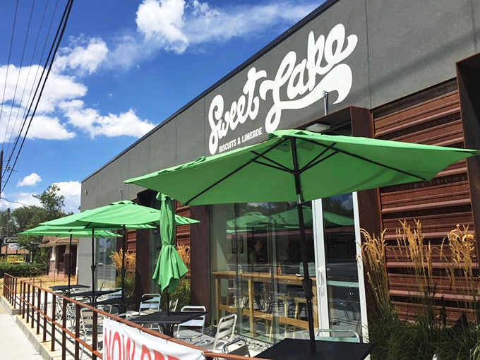 The unassuming gray exterior hides culinary treasures within, like finding a hidden jazz club that serves breakfast instead of bebop.