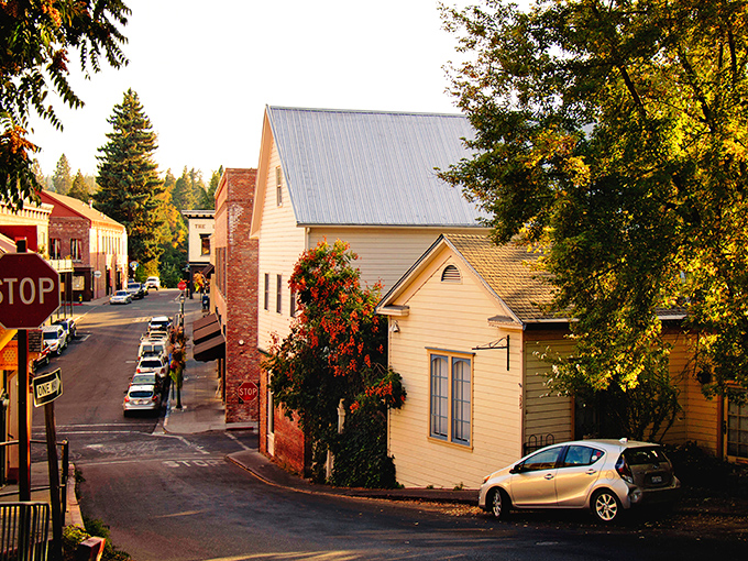 Broad Street welcomes you with its brick buildings and blue skies, like a Hollywood Western set that actually serves great coffee.