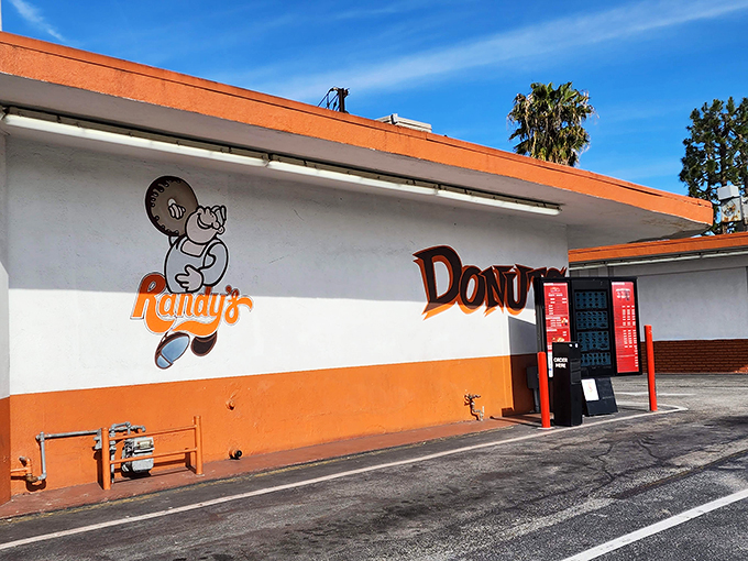 The architectural equivalent of a sugar rush &ndash; Randy's iconic giant donut has been stopping traffic and starting cravings since the 1950s.
