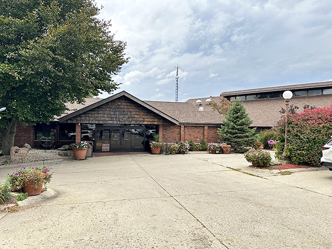 The unassuming exterior of The Beef House belies the carnivorous paradise within. Like finding a diamond in a haystack&mdash;if the haystack were delicious.