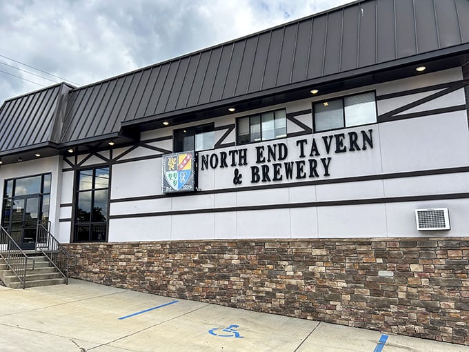 The unassuming exterior of North End Tavern & Brewery belies the culinary treasures within, like finding a diamond mine disguised as a garden shed.