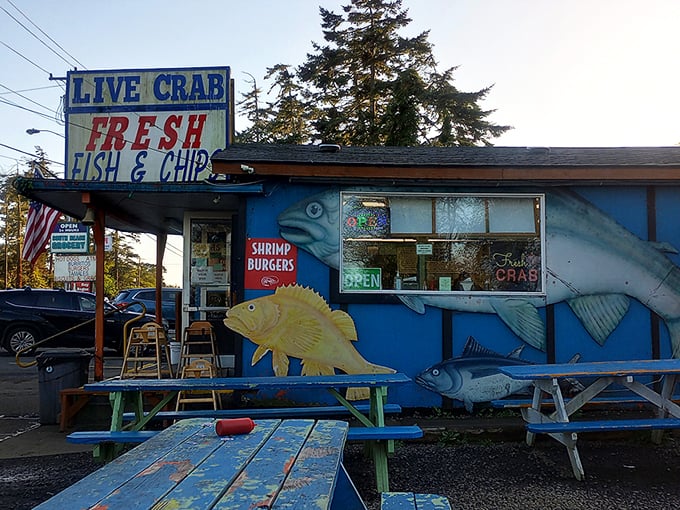 The iconic blue exterior of South Beach Fish Market calls to seafood lovers like a lighthouse to ships. Fish art that means business! 