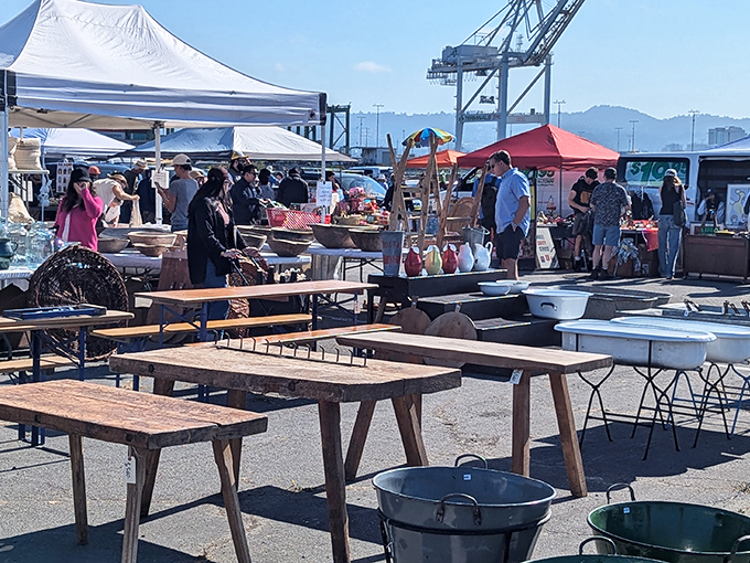 A treasure hunter's paradise with the San Francisco skyline playing backdrop to hundreds of white tents. Weekend antiquing doesn't get more scenic than this!