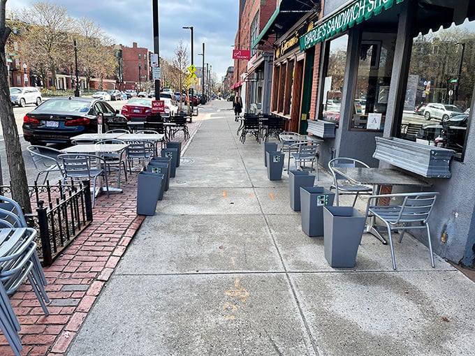 Urban al fresco dining where you can people-watch with your pancakes on Columbus Avenue.