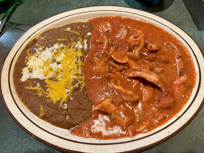 The Pollo a la Crema is comfort food that gives your grandmother's cooking a run for its money&mdash;creamy, rich, and absolutely no leftovers allowed.