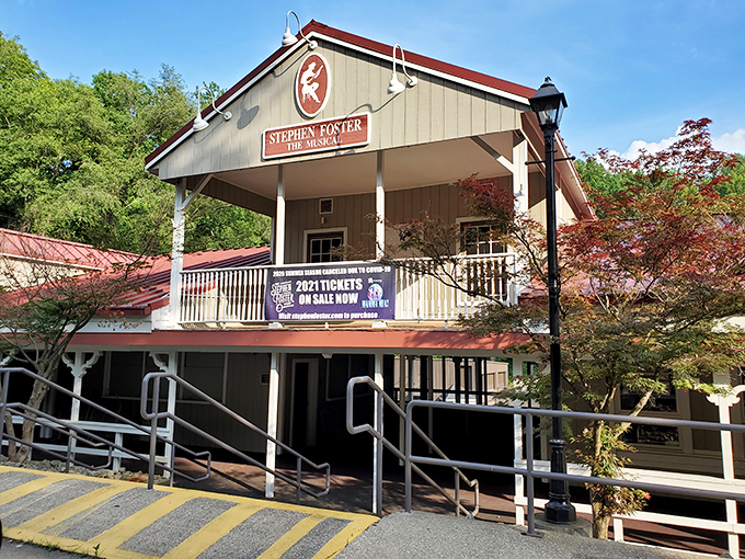 "The Stephen Foster Story" outdoor theater brings Kentucky's musical heritage to life, proving some performances are best enjoyed under the stars.
