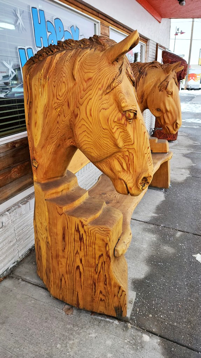 Wooden horse carvings outside the cafe remind you that in Idaho, Western heritage is served alongside your eggs and bacon.