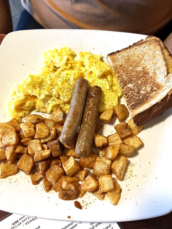 This waffle didn't just meet Nutella&mdash;they had a passionate love affair that resulted in this sweet masterpiece that makes your childhood breakfast seem tragically bland.