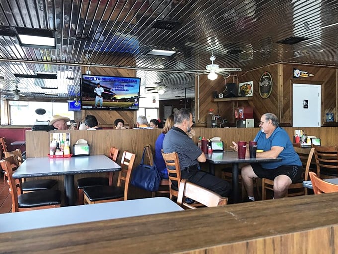 Regulars know that conversation pairs perfectly with Spanky's fare. Some tables have hosted the same friends for decades of Friday lunches.