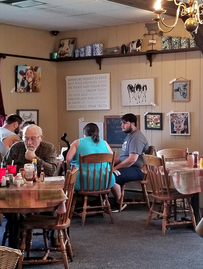 The wall sign reminds diners to "Always be honest, be kind," values as fundamental to Pennsylvania Dutch culture as their legendary pot pies.