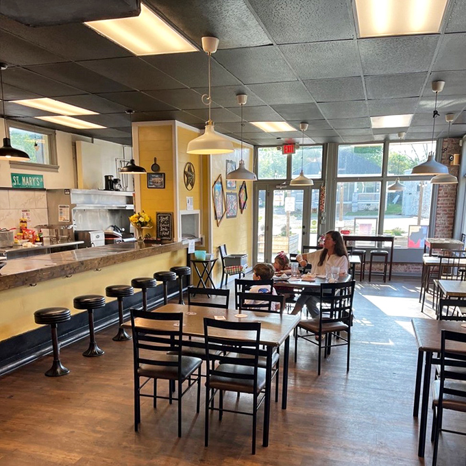 Where locals gather to worship at the altar of green chili, creating the kind of community vibe that can't be manufactured.