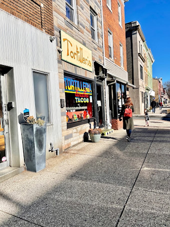 Street-side simplicity with a warm welcome. The modest fa&ccedil;ade might not stop traffic, but those who know better make this Baltimore sidewalk a regular destination.