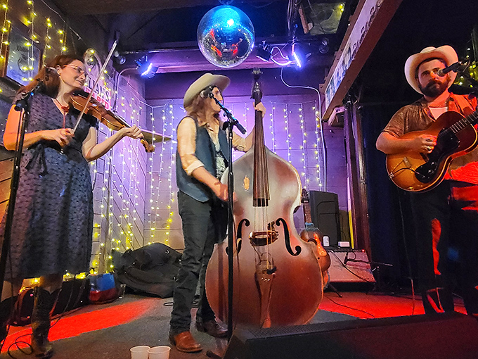 A trio of musicians transforms the tiny stage into Carnegie Hall for those who prefer their music with a side of authenticity.