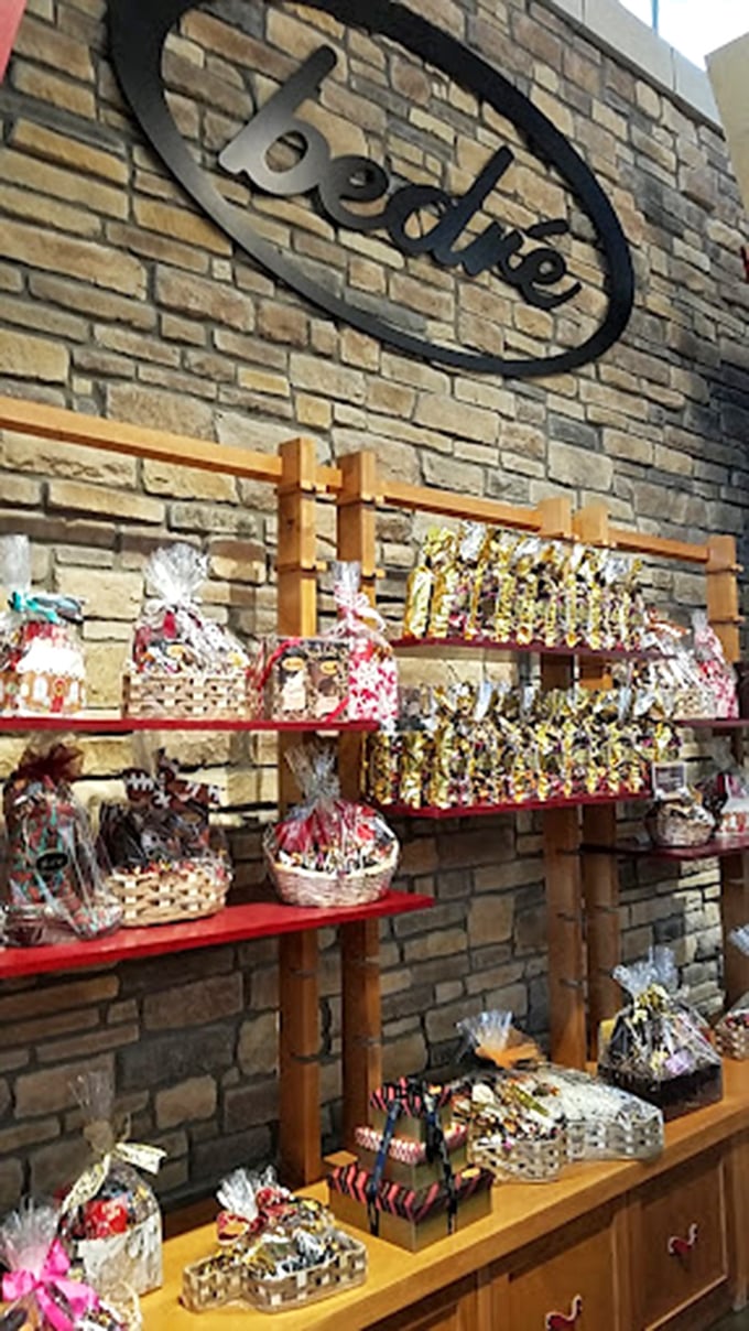 The logo that launched a thousand road trips. Oklahoma's sweetest landmark sign has redirected many a traveler's GPS.