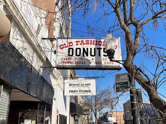 The sign stands as a beacon of hope on Michigan Avenue, promising carbohydrate salvation to all who enter.