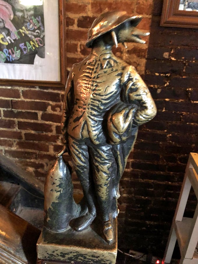This stoic brass gentleman has witnessed thousands of first dates, breakups, celebrations, and Tuesday night philosophical debates.