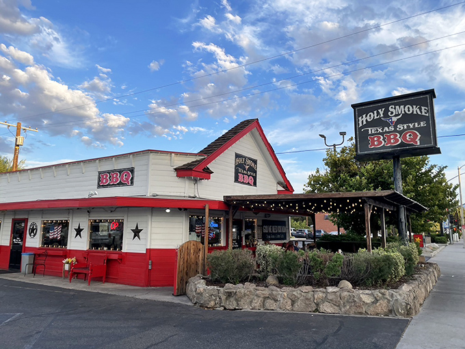 Holy Smoke's Texas-inspired facade stands proudly against the Eastern Sierra backdrop, a delicious culture clash that works beautifully.