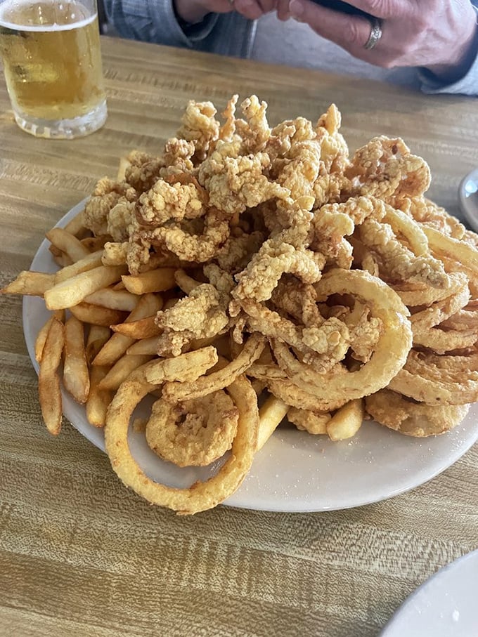 The ideal lunch trifecta: cold beer, hot clams, and zero pretension. Some moments in life are perfect just as they are.