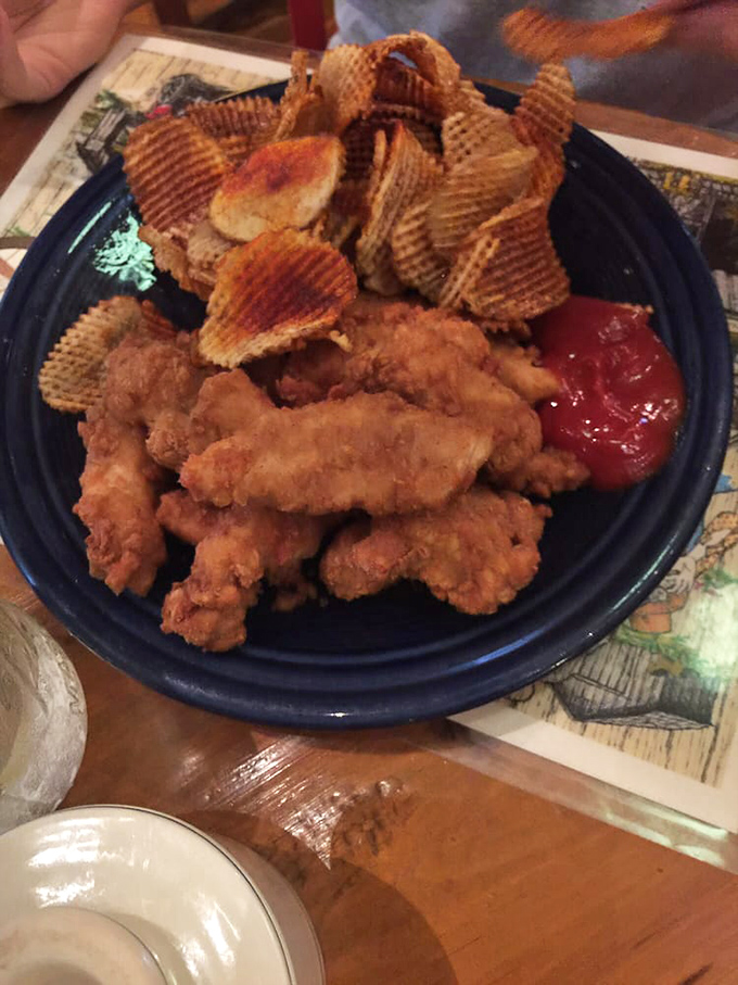 Chicken tenders that would make a fast-food executive weep with envy. Those waffle chips aren't just crispy&mdash;they're practically symphonic.