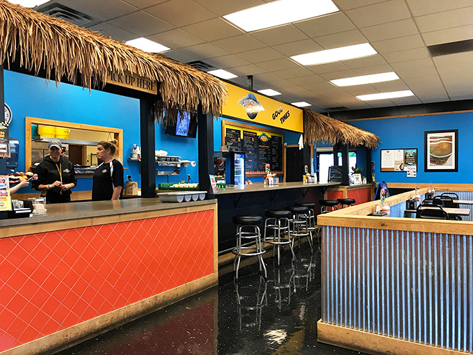 The tiki-inspired counter adds a touch of vacation vibes to your BBQ pilgrimage. Smoke paradise found.