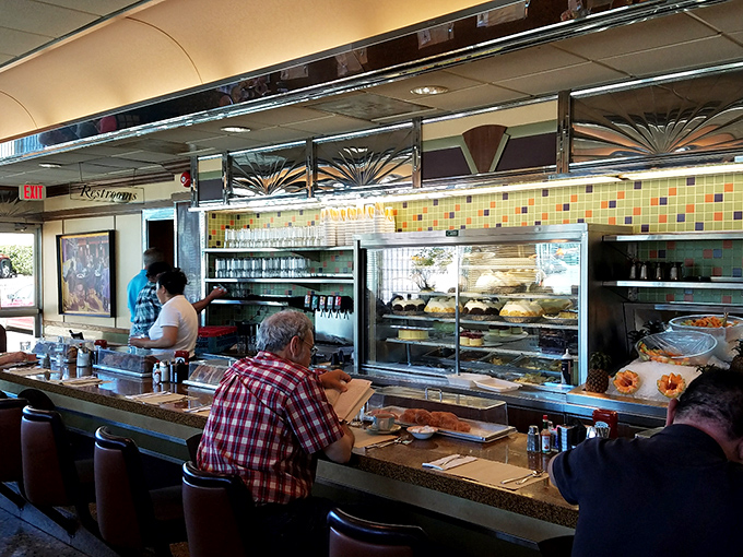 Counter seating offers front-row tickets to the culinary show, where you can watch short-order wizardry while chatting with the friendly staff.