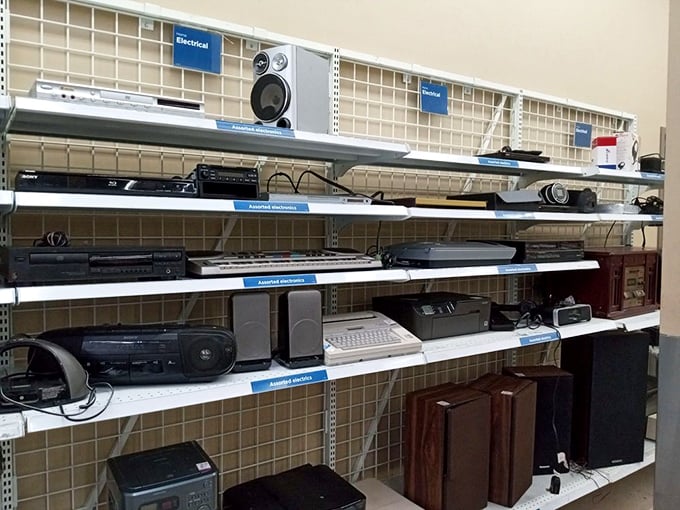 The electronics section: where yesterday's technology awaits tomorrow's tinkerer. That stereo receiver probably played its share of Fleetwood Mac back in the day.