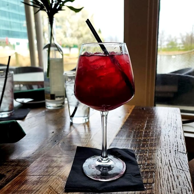 A sangria so photogenic it belongs on a dating app. "Enjoys long walks on the beach and making dinner at Palmer's more festive."