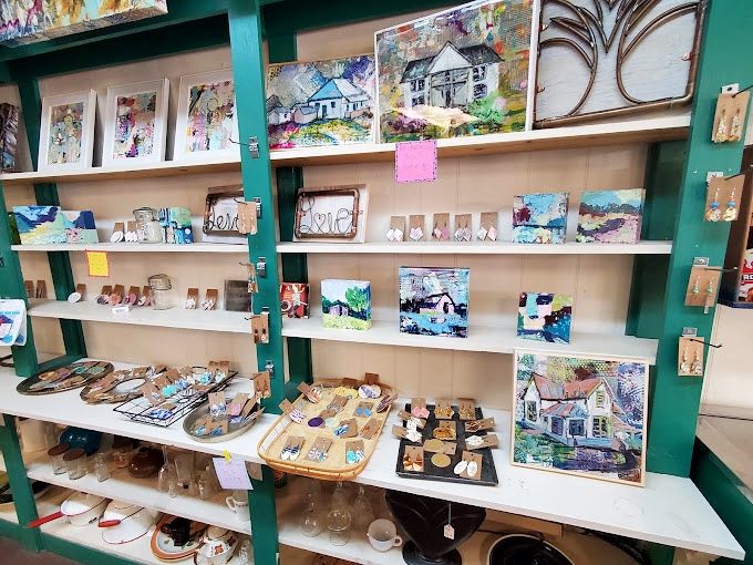 Local artwork adorns the shelves, proving that Hardy sustains not just sweet tooths but the creative spirit of Arkansas artists.