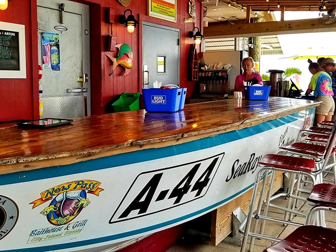 This boat-shaped bar isn't just clever design&mdash;it's where seafood stories get better with each telling. And maybe with each drink.