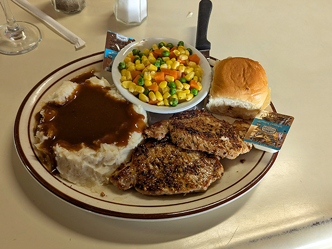 When your dinner arrives with those perfectly aligned vegetables, you know someone in the kitchen actually cares about your meal.
