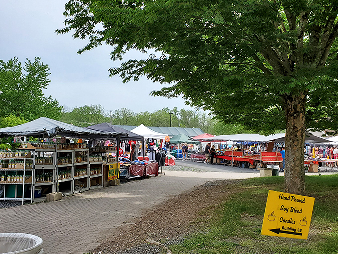 The sprawling expanse of Pocono Bazaar from above &ndash; a bargain hunter's paradise that rewards those willing to explore every corner.