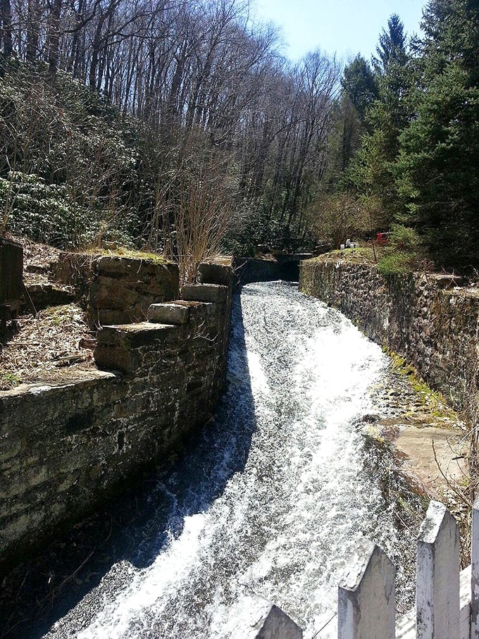 This historic canal lock once helped power America's industrial revolution. Today it offers a picturesque waterfall that Instagram filters couldn't improve upon.