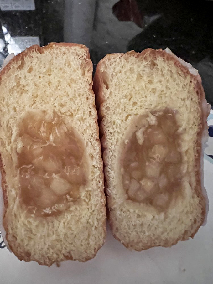 The apple-filled masterpiece reveals its secrets. That filling deserves a moment of silence before your inevitable "mmmmm."