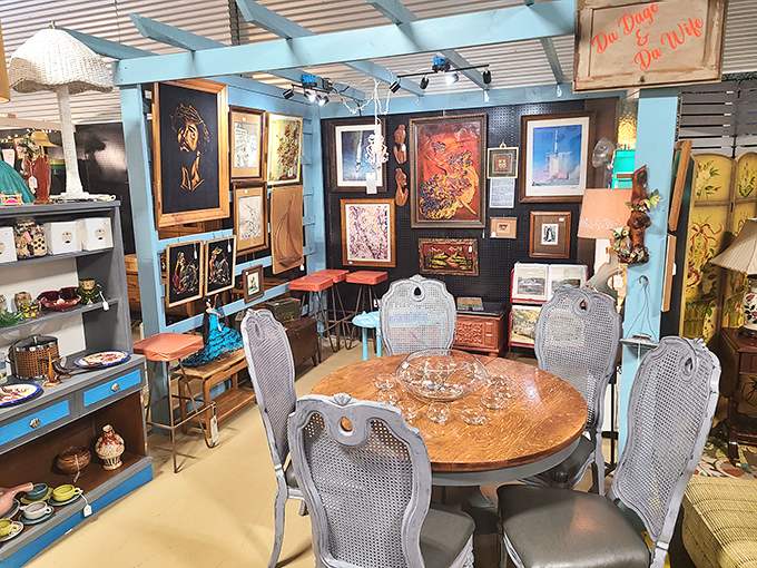 This artistic corner showcases the universal truth that good taste and beautiful objects know no particular era or expiration date.