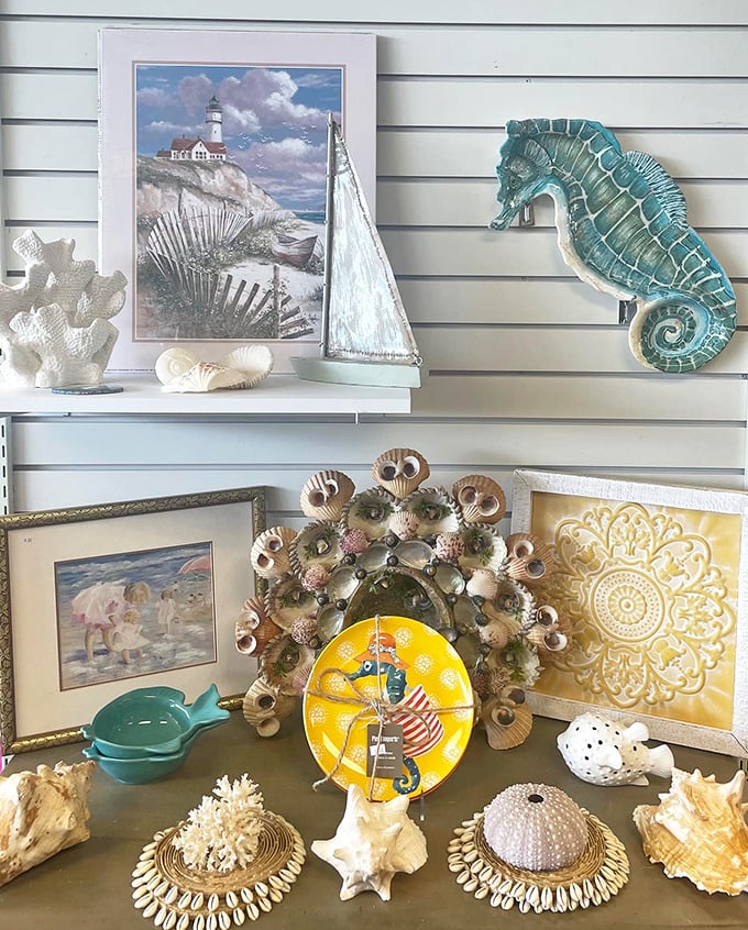 Coastal decor that brings beach vibes to landlocked living rooms. No sand in your swimsuit, just style on your shelves.