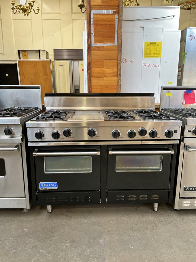 This commercial Viking range has probably cooked more gourmet meals than most of us will eat in a lifetime&mdash;and it's ready for its second act.