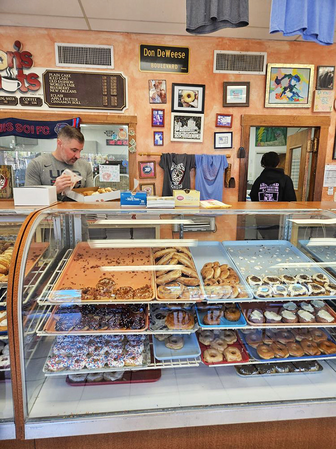 The dance of Gibson's counter service has the precision of synchronized swimming and the heart of southern hospitality, all while surrounded by donut temptation.