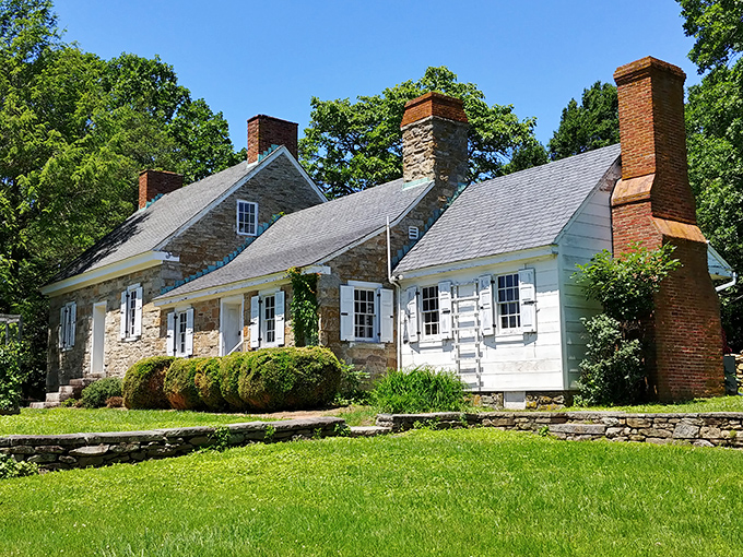 Steppingstone Farm Museum preserves rural American life in architectural perfection. Colonial craftsmanship that would make HGTV hosts swoon with envy.