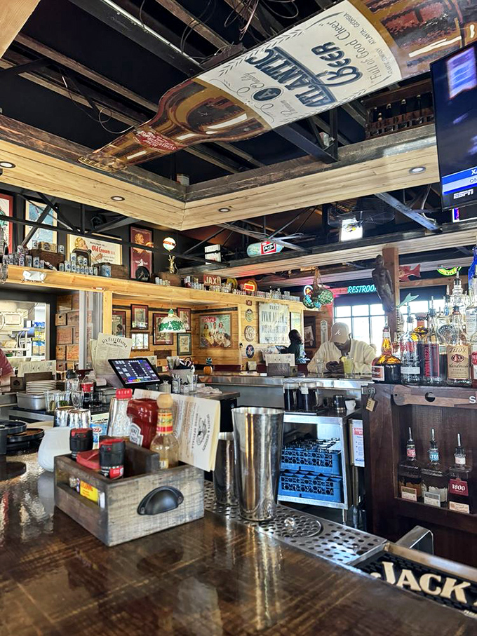 Where libations meet maritime decorations. This bar has enough character to star in its own seafood sitcom.