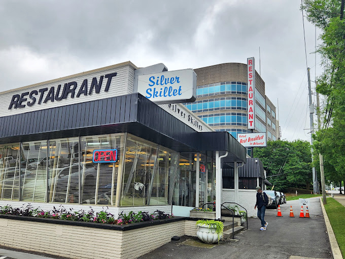 Even on cloudy days, Silver Skillet's exterior radiates the warm promise of comfort food that hasn't changed with passing fads.