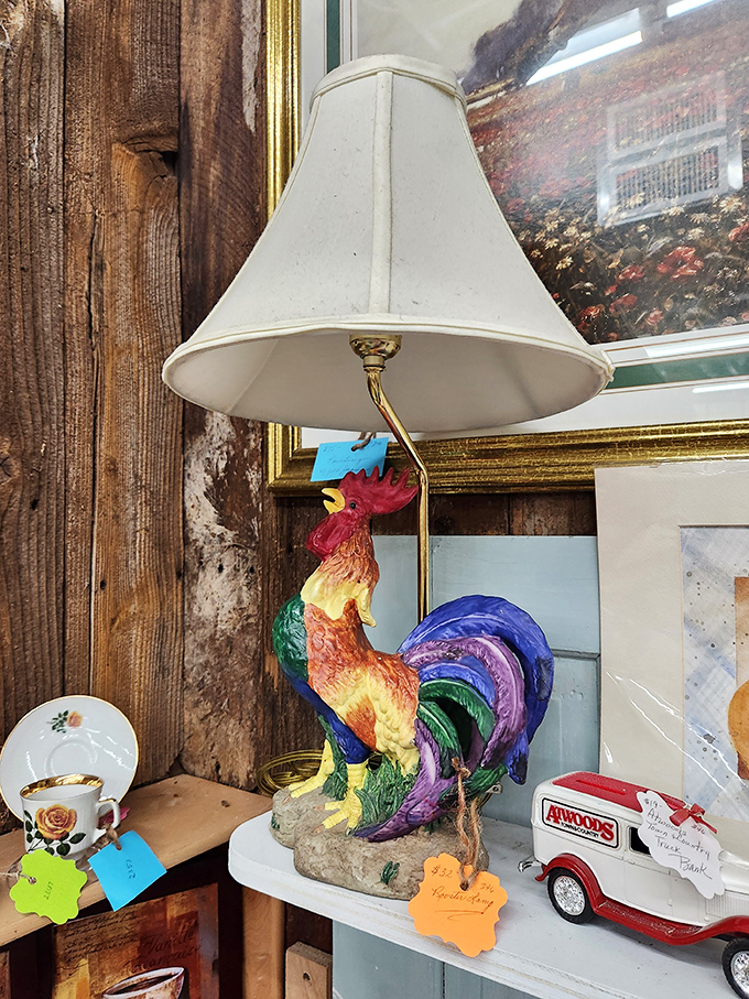 This colorful rooster lamp would have your interior designer friends either applauding your boldness or questioning your judgment.