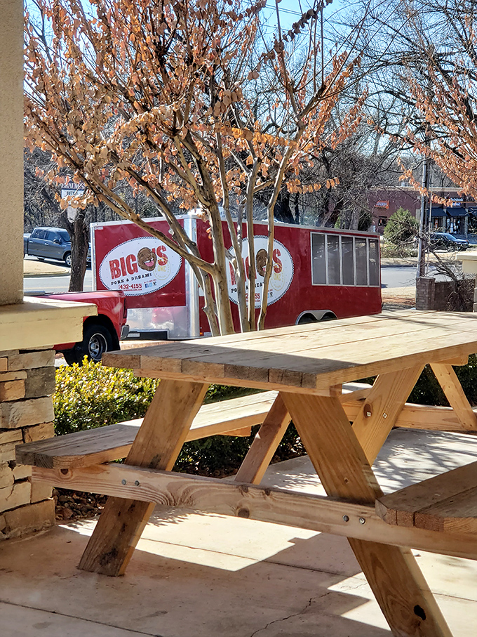 Outdoor seating with a view of the smoker trailer&mdash;barbecue's version of theater-in-the-round. The anticipation is half the fun.