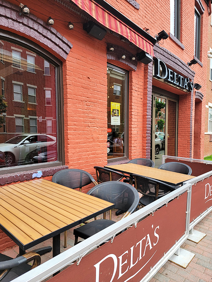 Sidewalk dining that turns Dennis Street into a front porch experience. Just add sweet tea and conversation.