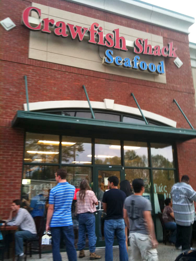 When a line forms outside a seafood spot in a landlocked city, pay attention. These folks know something you want to know.