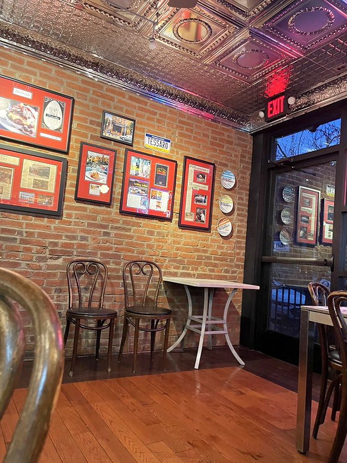 The wall of fame tells you everything&mdash;this place isn't famous because it wants to be, but because it has to be. 