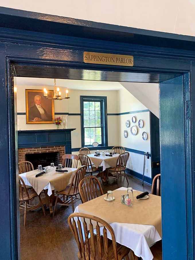 The Sappington Parlor offers intimate dining with a side of history, where every meal feels like you've stepped into the 1800s.
